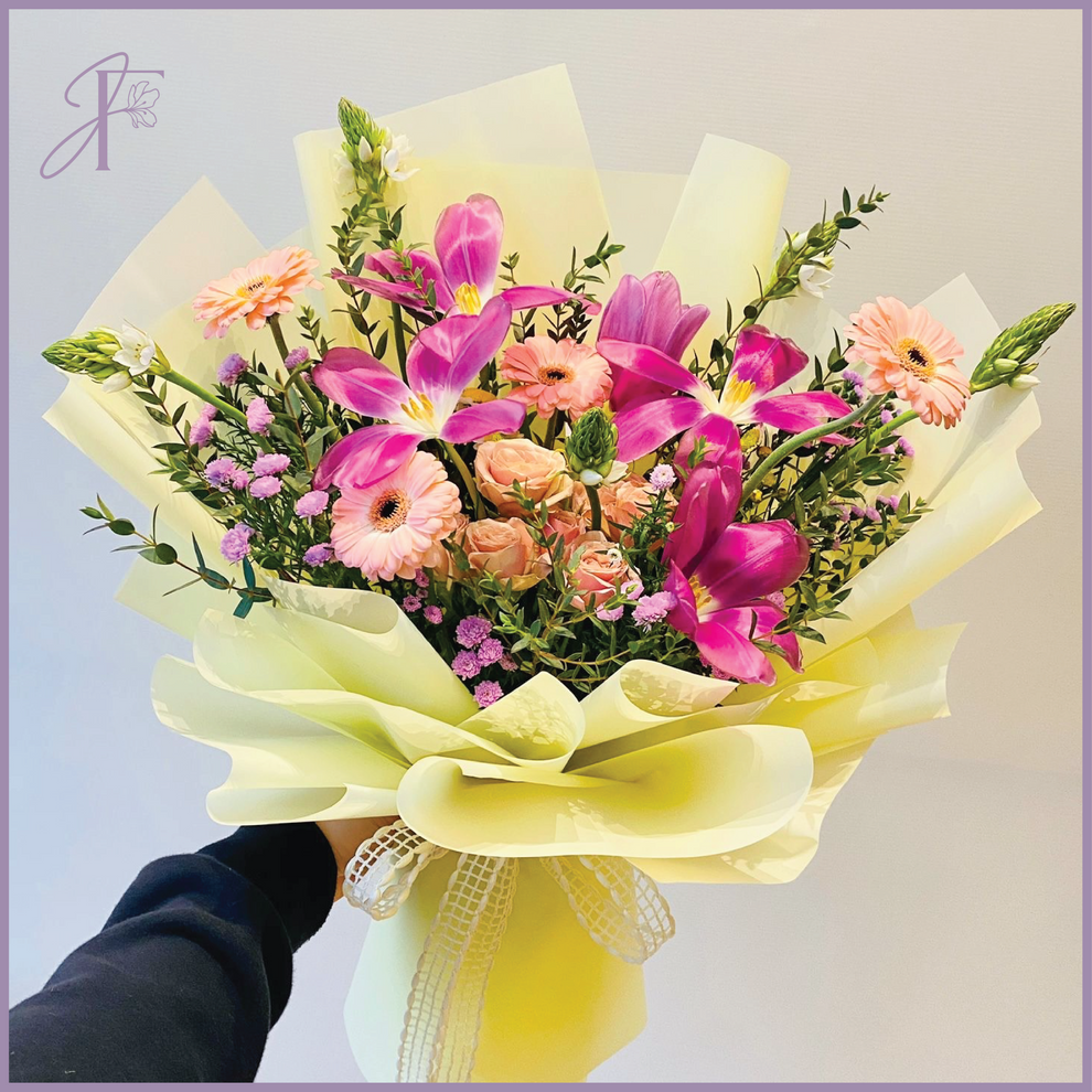 Blossoms of Bahrain - Luxury Flower Bouquet | Luxury Flower Delivery in ...